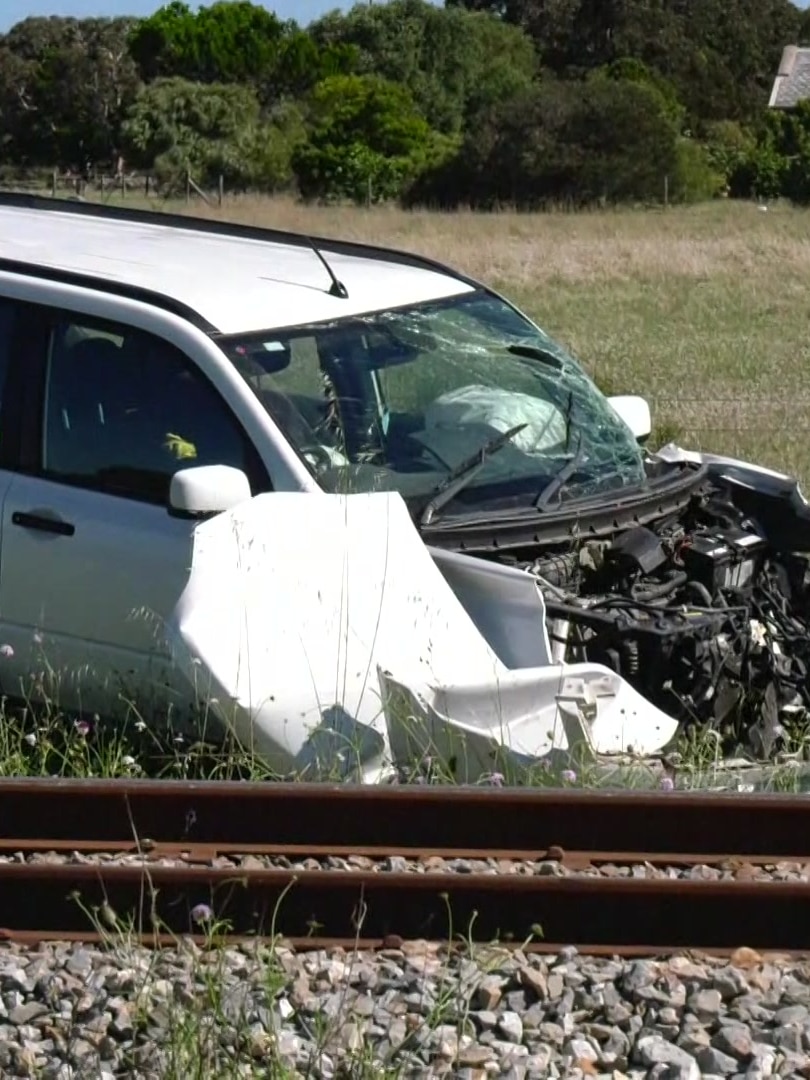 Car collides with Cockle Train at Goolwa, days after fatal crash : SA ...